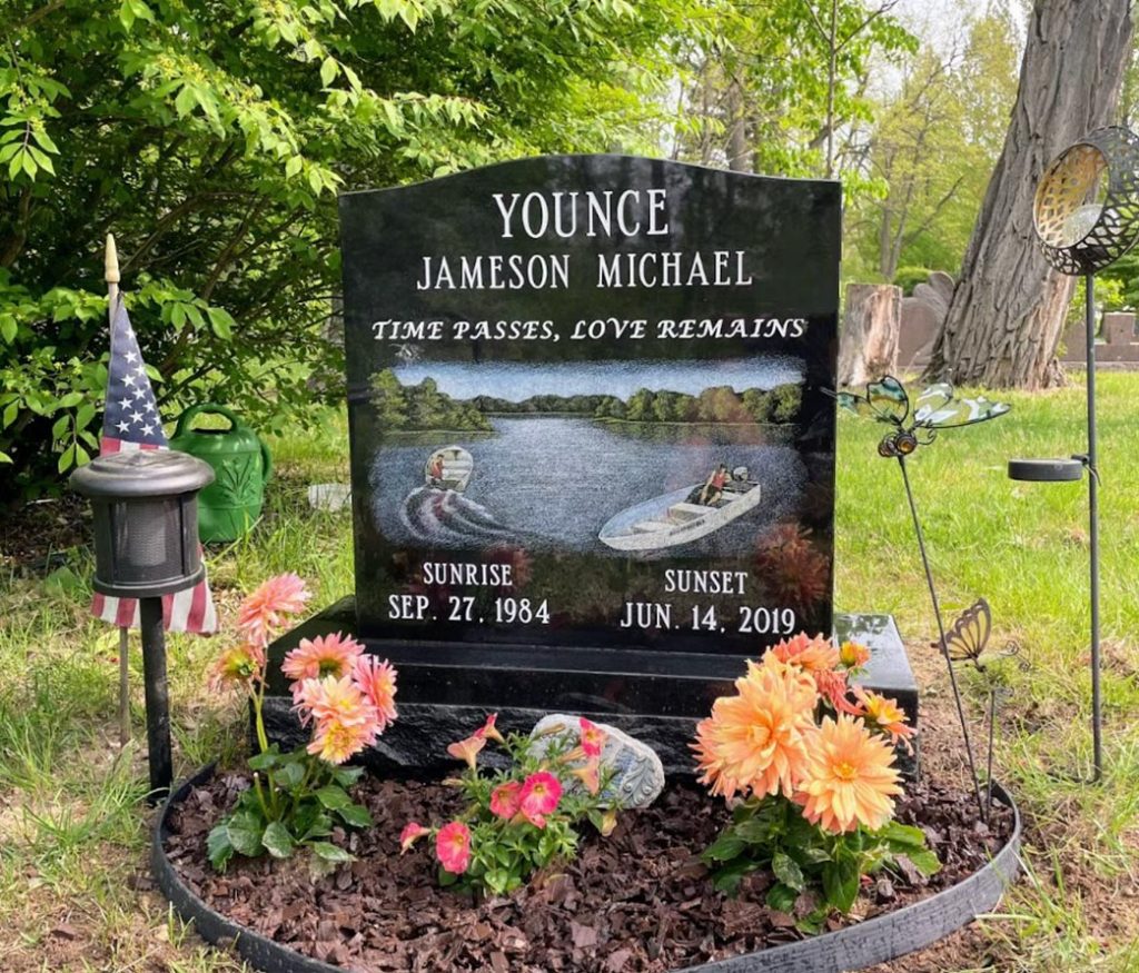 Specialty / Custom - Midland Monuments